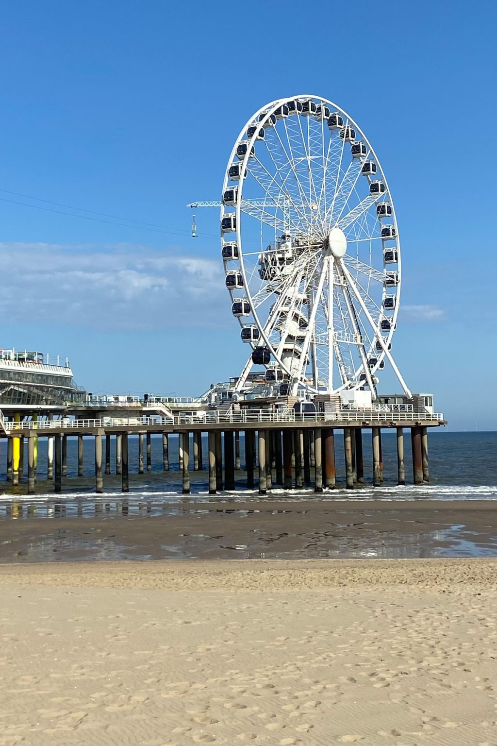 Scheveningen Beach - Discover The 10 Best Activities ⛱️