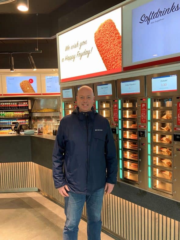 FEBO In Amsterdam: Our Snack Wall Hype Explained 🍔