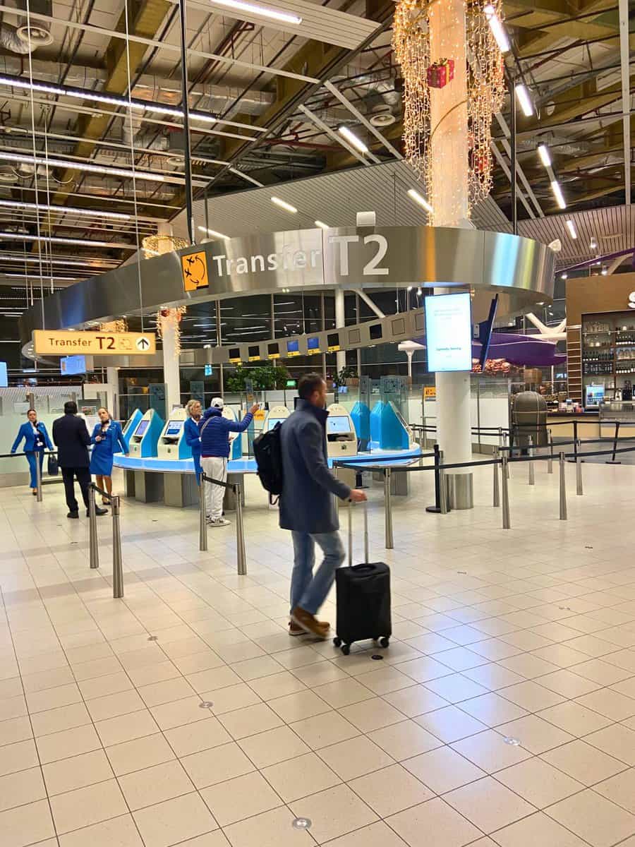 Amsterdam Airport Arrivals Tips: Navigate Schiphol Airport