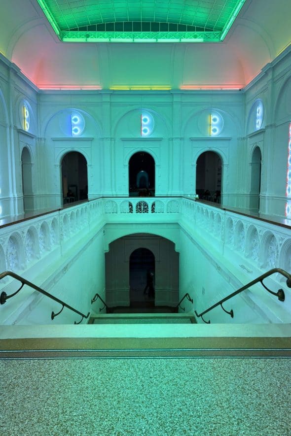 Stedelijk Museum Amsterdam Highlights: Plan Your Visit 🖼️